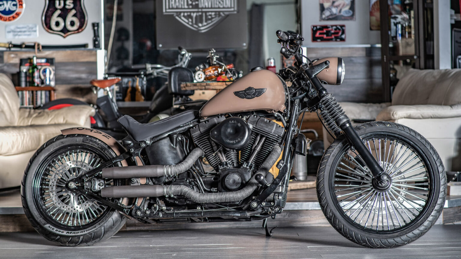 bobbergarage76 | Harley Davidson Bobber HANDCRAFTED